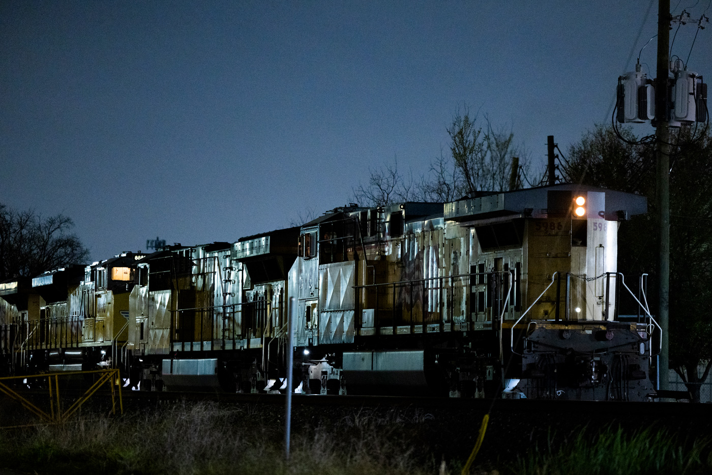 Houston’s East End still plagued by stopped Union Pacific trains