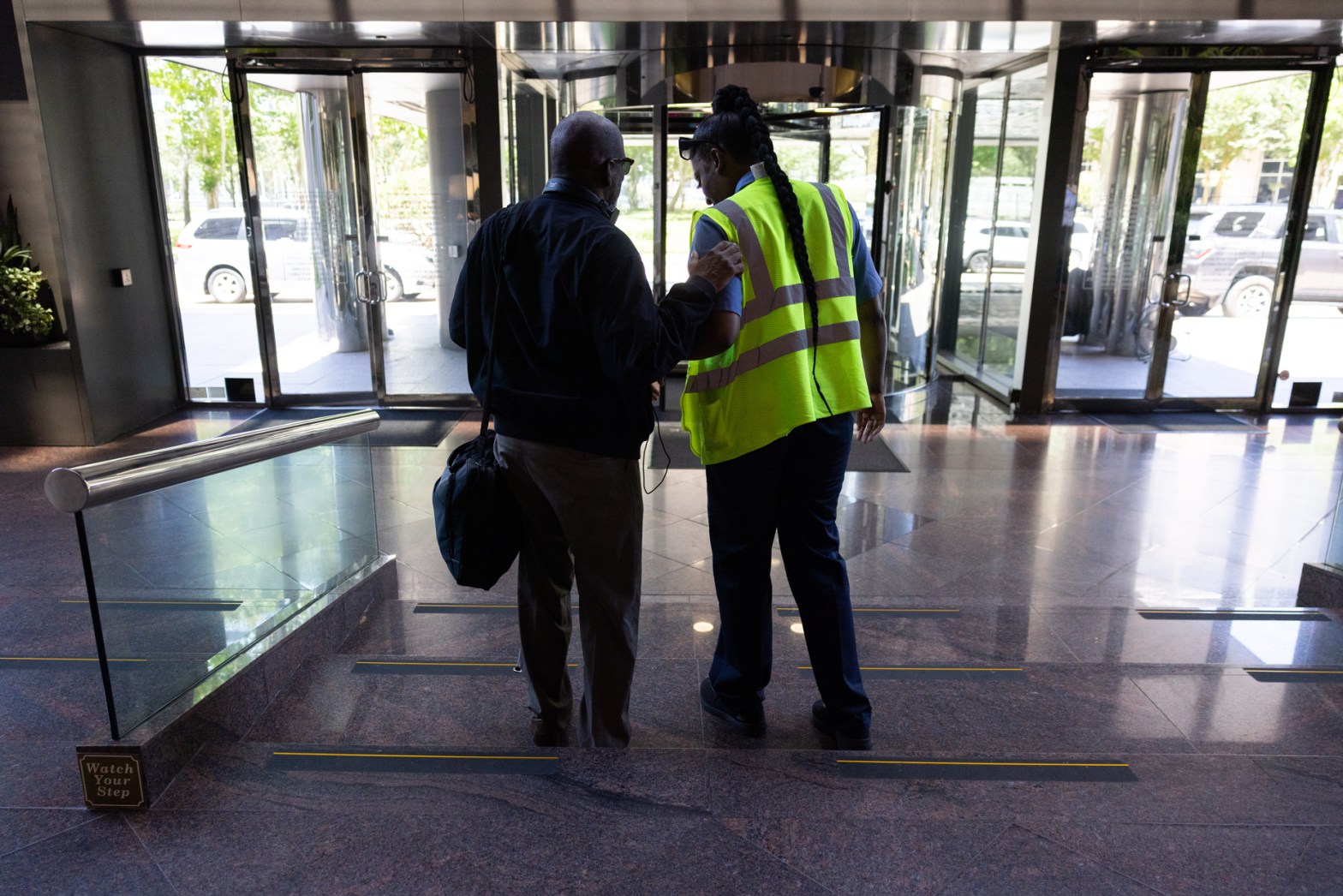 METROLift riders complain of long commutes and wait times