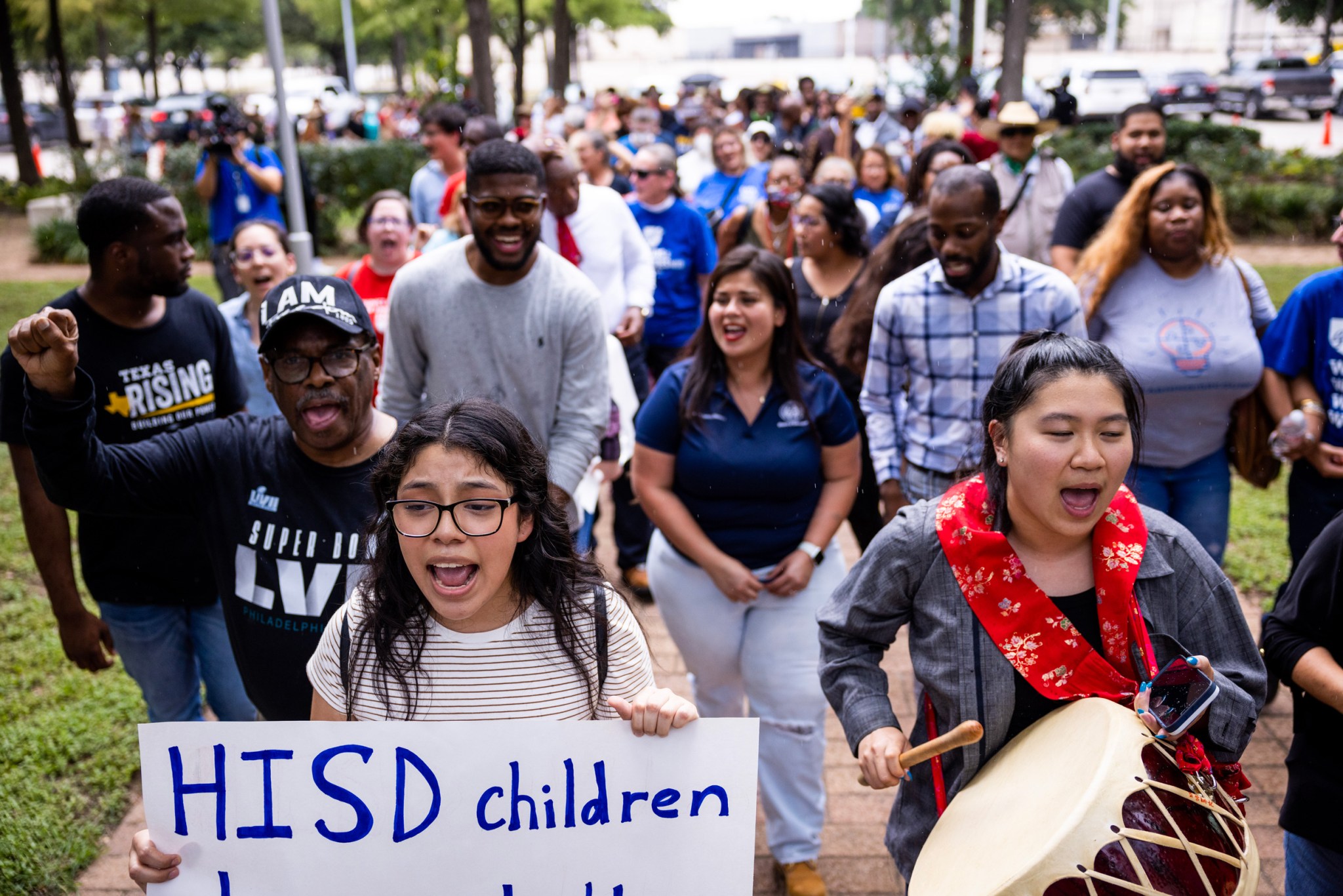 Protesters decry new HISD superintendent at board meeting