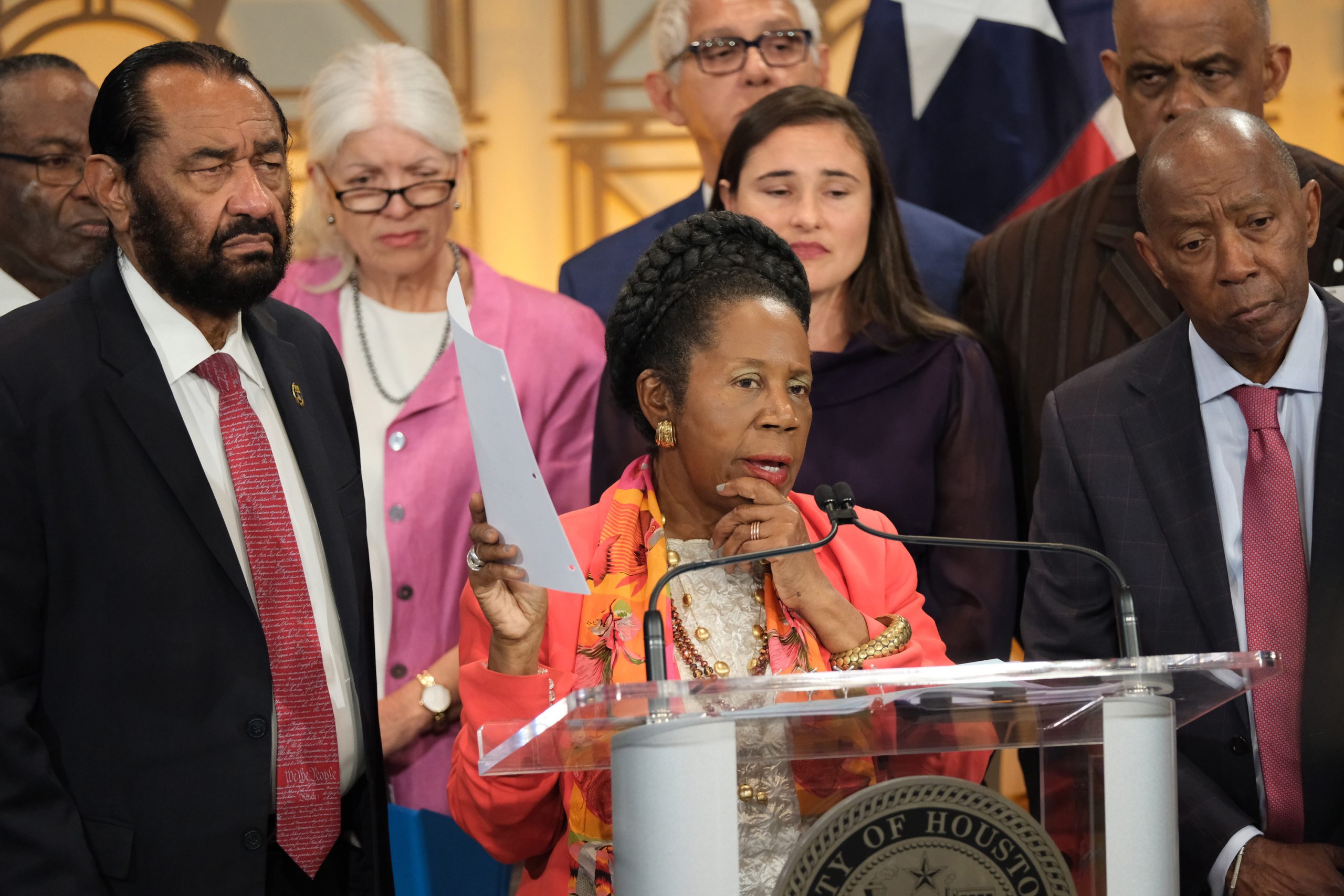 Houston leaders condemn HISD’s library, discipline center plans