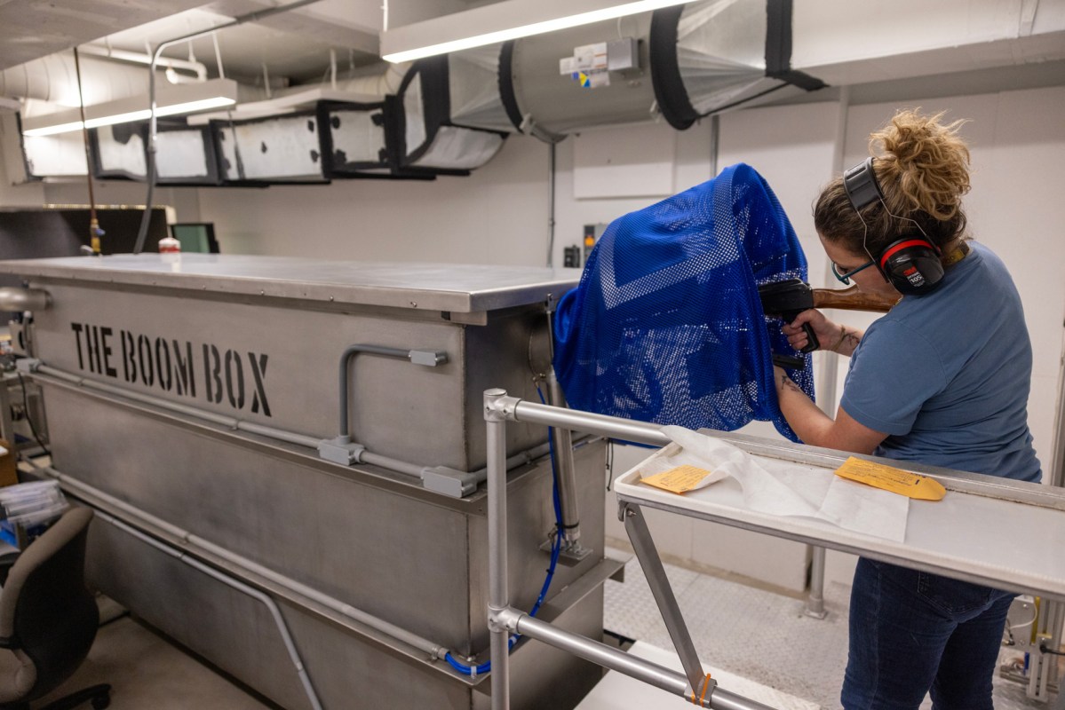 Crime labs across Texas face backlogs of varying sizes