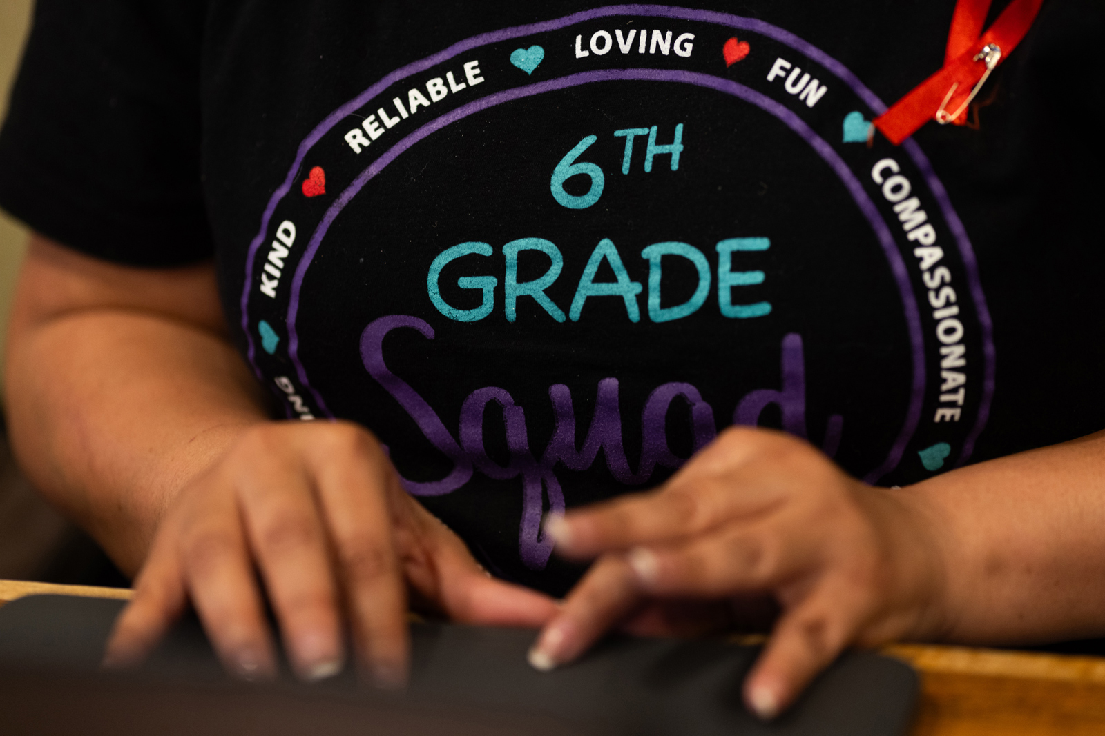 Why did HISD end program that gave 56,500 students internet?