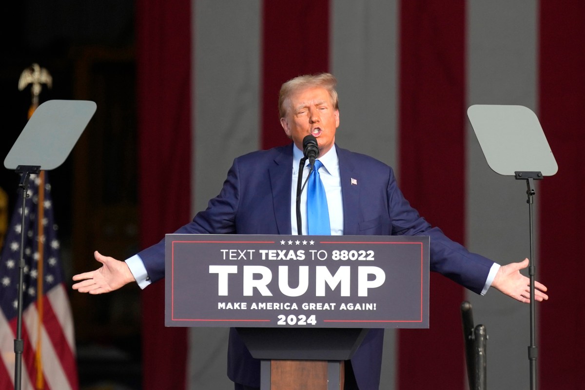 Trump talks energy, rigged elections at Houston rally