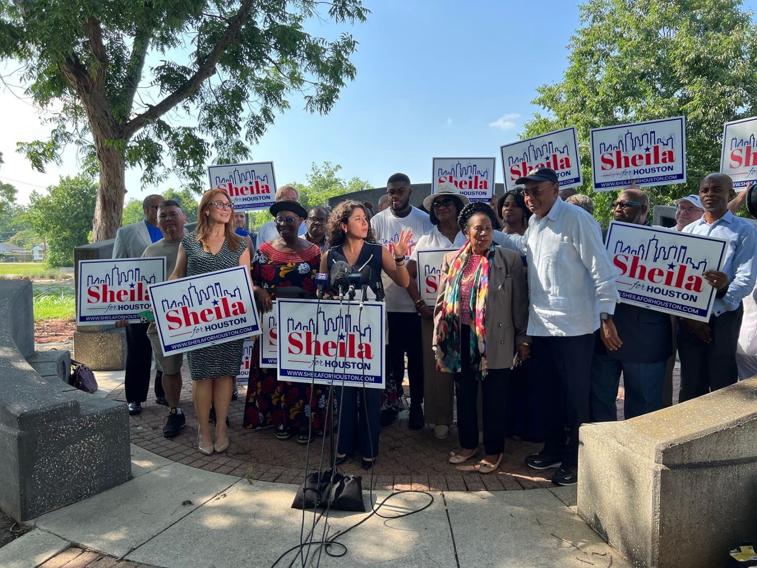 Lina Hidalgo endorses Sheila Jackson Lee for mayor