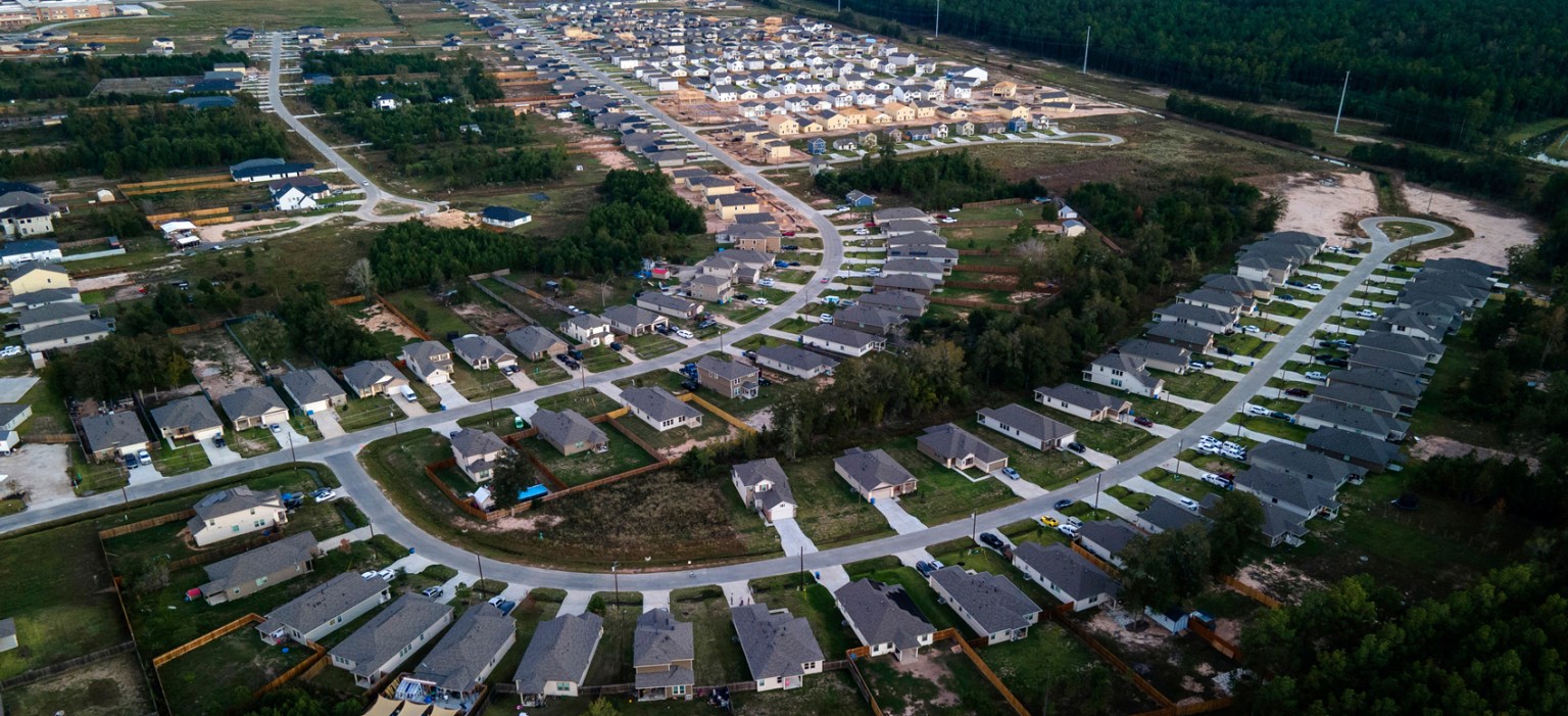 Why do so many Colony Ridge residents lose their properties?