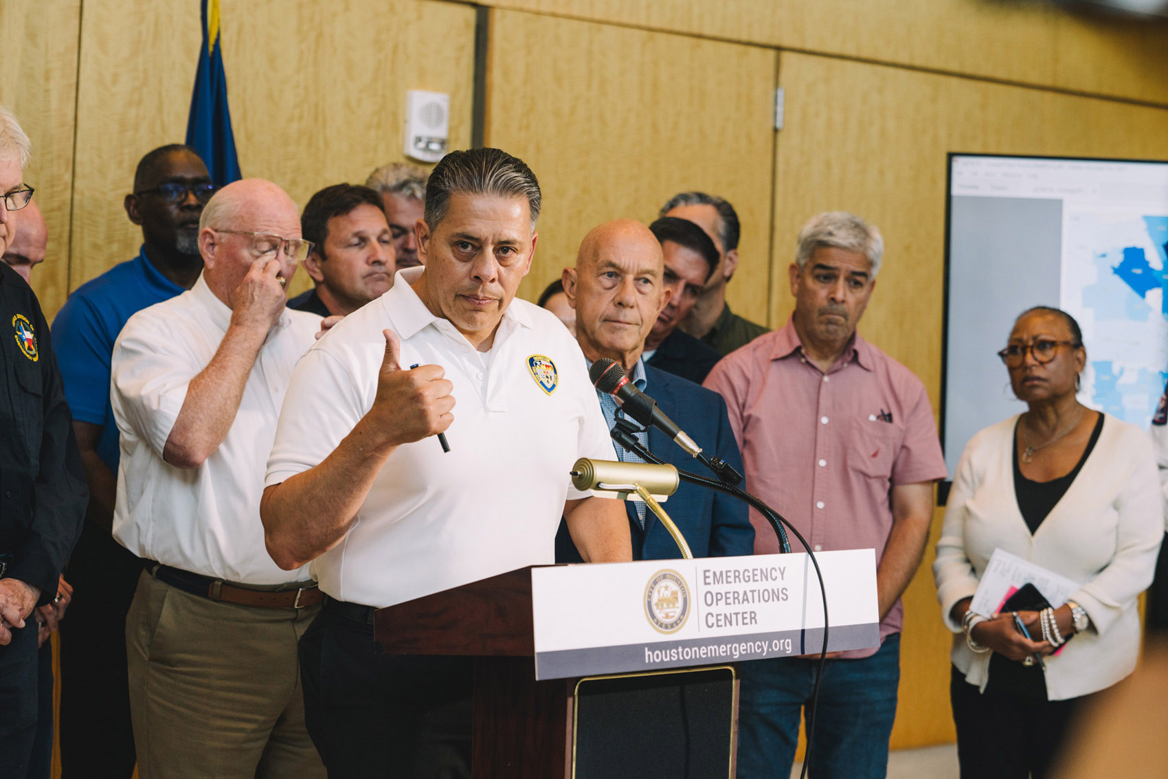 Whitmire names Thomas Munoz Houston’s new fire chief