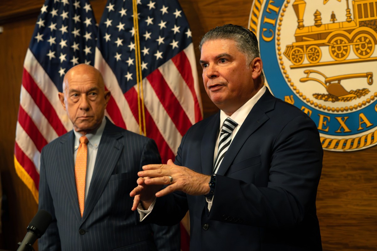 Whitmire names J. Noe Diaz Houston’s new police chief