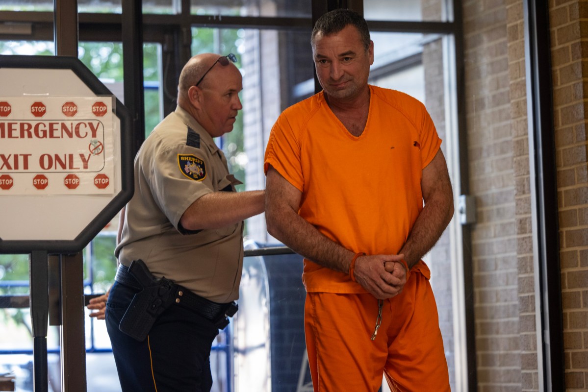 Sheriff gives Colony Ridge developer rare early jail release