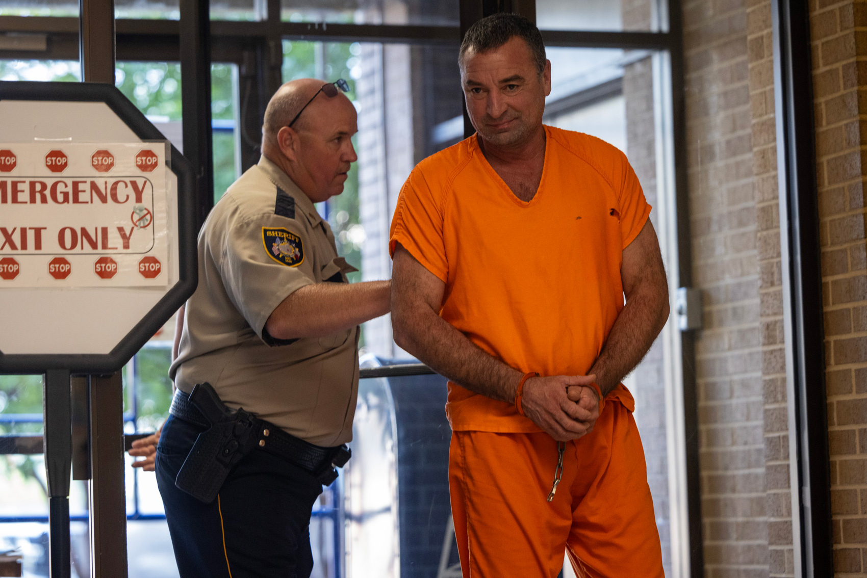 Sheriff gives Colony Ridge developer rare early jail release