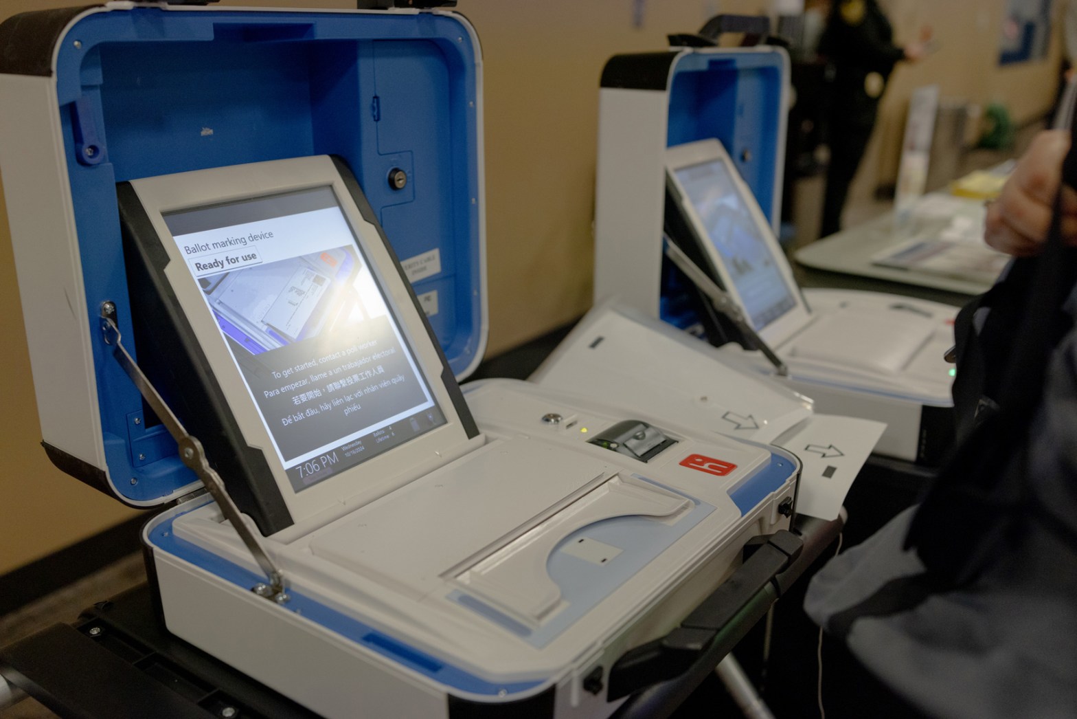 Democrat wins Harris County judge race in final count