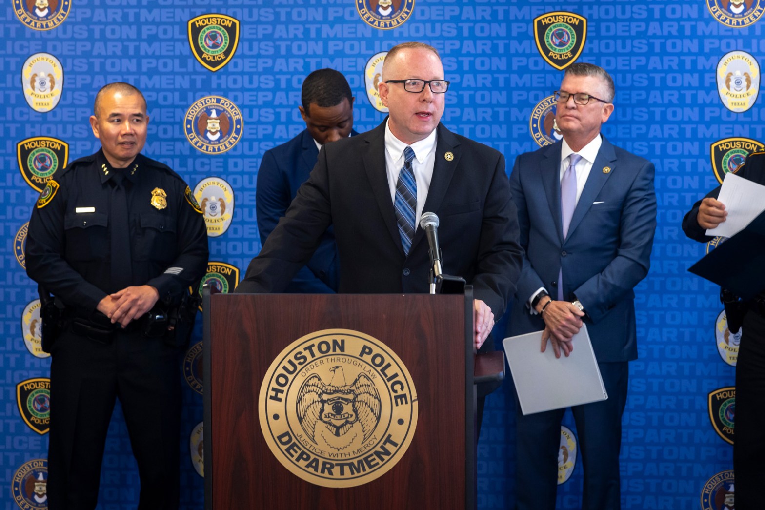 4 arrested in raids of Houston bars over human trafficking claims