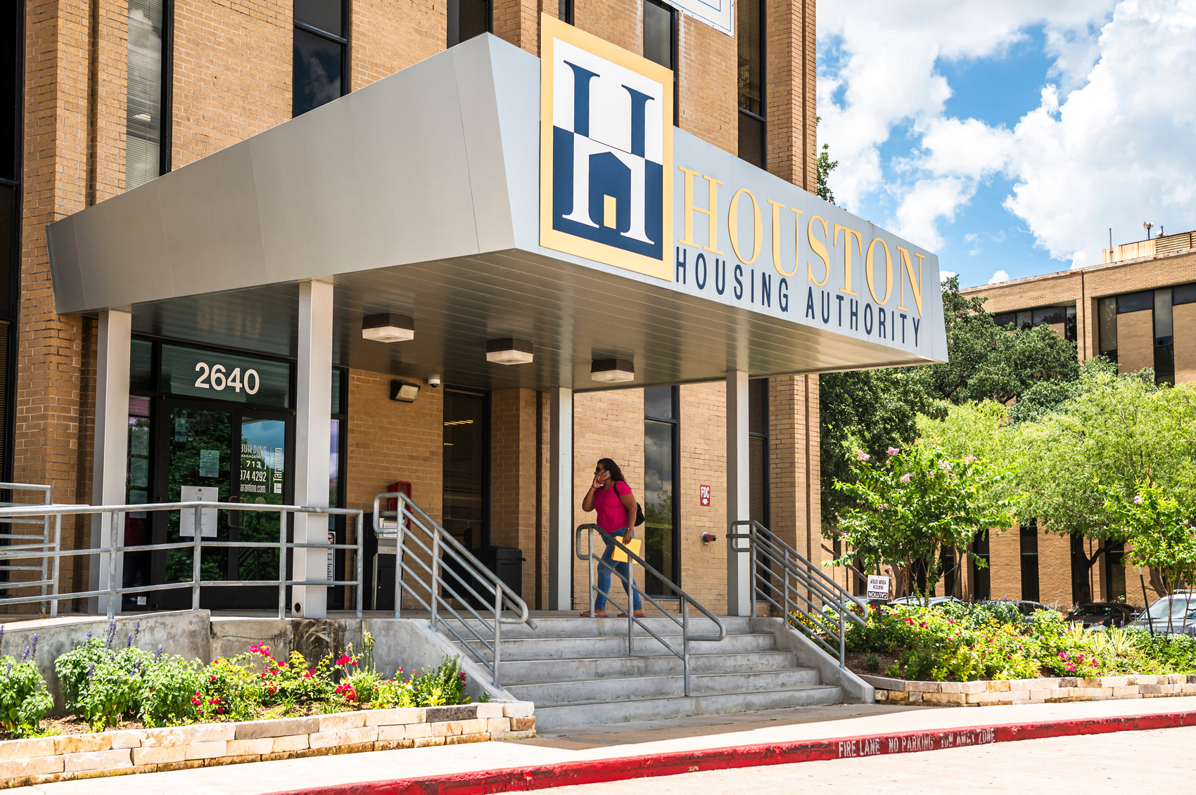 How to access affordable housing help in Harris County